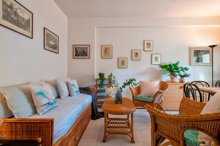 Sardinia Re - Flavia's Flat - Free Parking - Alghero