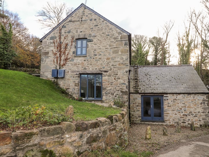 Castle Mill - Fishguard