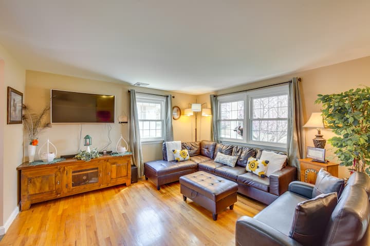 10 Mi To Dtwn Lancaster: Charming Home W/ Yard! - Lititz, PA