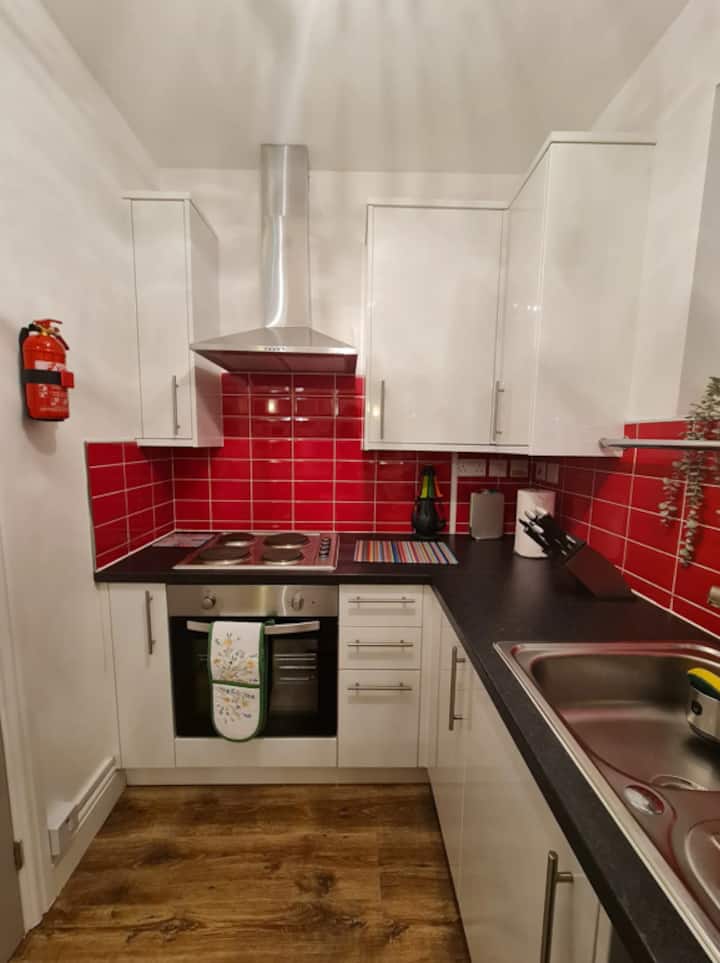 Quiet Studio Flat - 11 Mins Tube (St5) - Crouch End - London