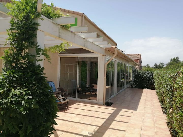Spacieuse Villa D'angle Toute Climatisée, Vue Sur - Portiragnes
