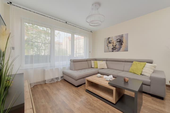 Prusa 8 | Elegant Apartment | Parking, Terrace - 브로츠와프