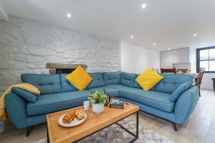 Burrow Cottage - Sleeps 6 - Downalong, St Ives - 세인트아이브스