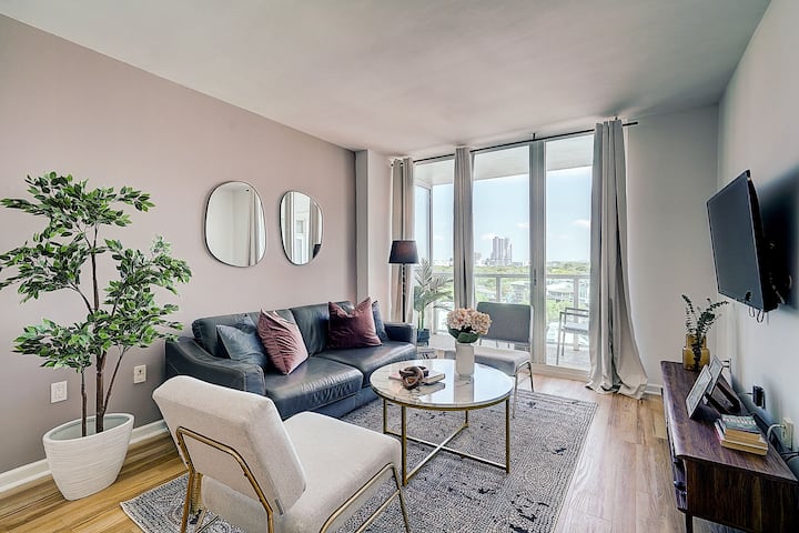 Coconut Grove 1/1 Condo Parking & Wifi Incl. - Coral Gables