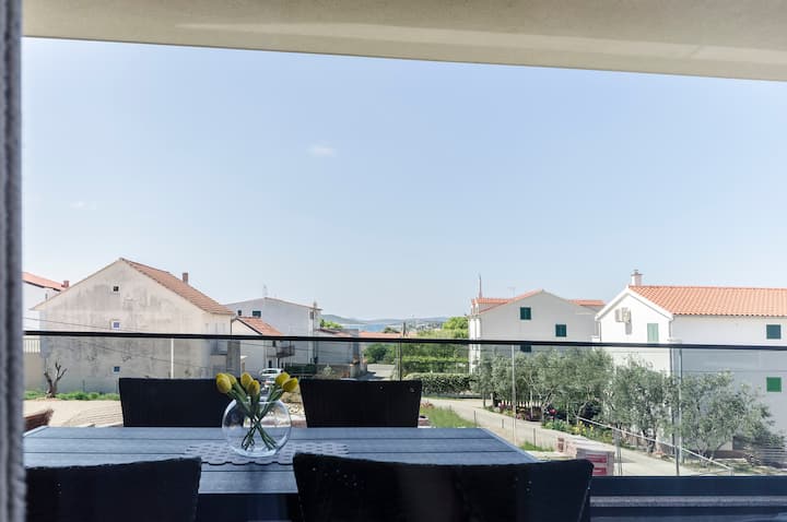 Appartement Ella (94481-a2) - Vodice, Horvátország