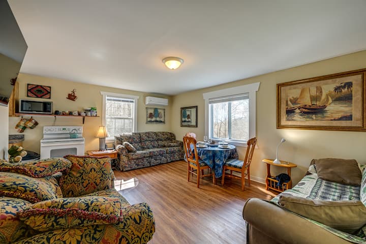 Whittier Vacation Rental Cabin: Pets Welcome! - Cherokee, NC