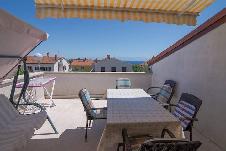 A-21195-a Appartement De Deux Chambres Avec La - Mali Lošinj