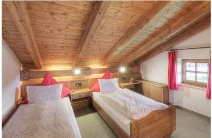 Apartment 9, 4 Pers., 2 Bedrooms, Balcony, 82 M² - Bad Reichenhall