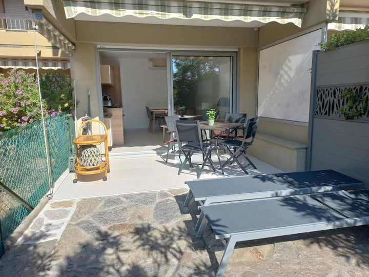 T1 Climatisé Avec Jardin, Piscine, Tennis - Île du Levant