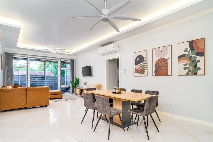 Gated 3br W/rooftop Pool & View| Sixx Oasis - 京士頓