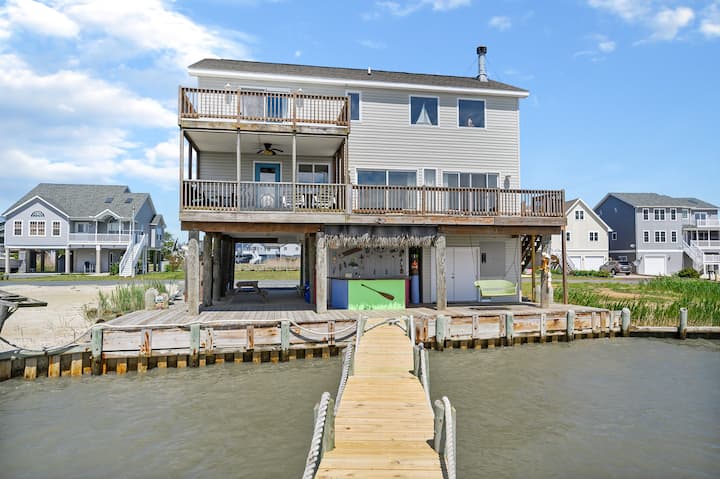 Bayfront W/ Stunning Views By Seaside Vacations - Chincoteague, VA