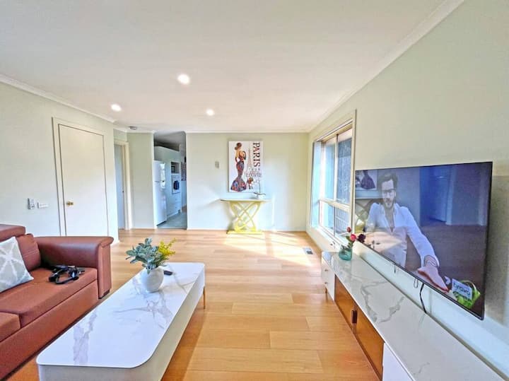 Pet-friendly Ringwood Private Quiet Unit 2bm Wifi - Croydon