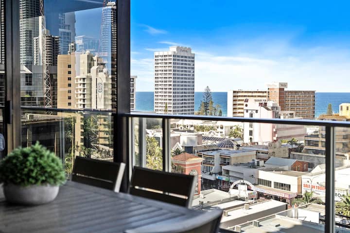 Ocean View 2br 2ba | Surfers Paradise | Sleeps 4 - Surfers Paradise