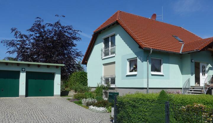 Ferienwohnung Mit Garten (Ferienwohnung Ulbrich) - Bautzen