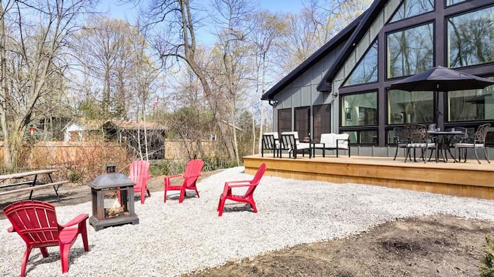 Poplar Woods, Surrounded By Nature! - Clinton