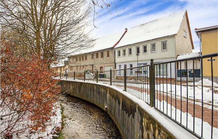 1 Bedroom Gorgeous Apartment In Suhl - Suhl