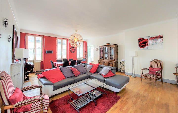 Beautiful Home In Volnay With Wifi - Pommard