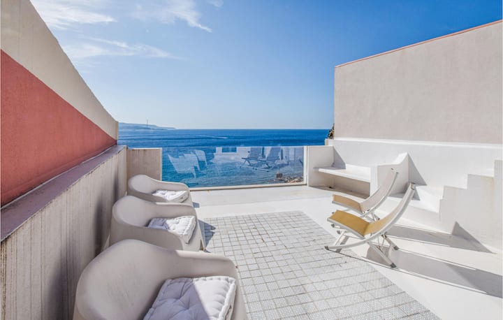 Gorgeous Home In Scilla With Wifi - Palmi