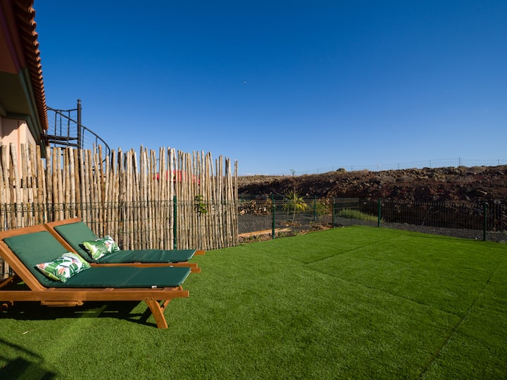 Private Terrace Majanicho Home -Garden & Pool - El Cotillo