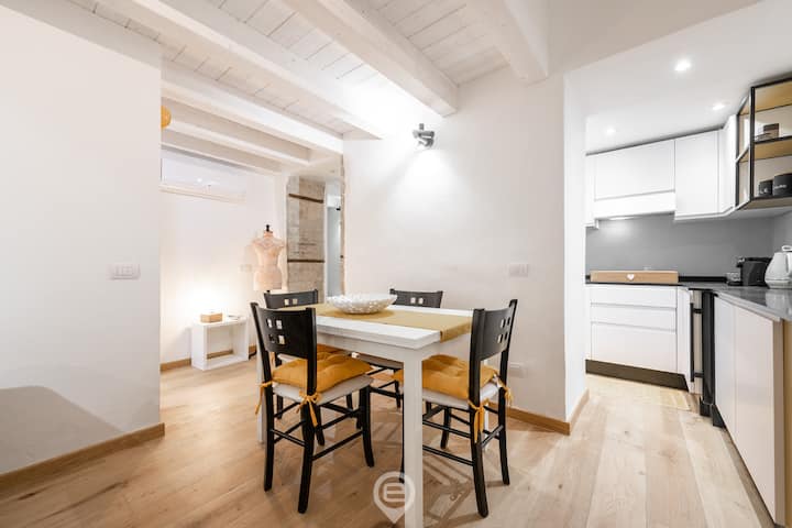 Modern Gem In Castello - Cagliari
