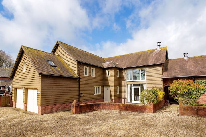 Byre House - Blandford Forum