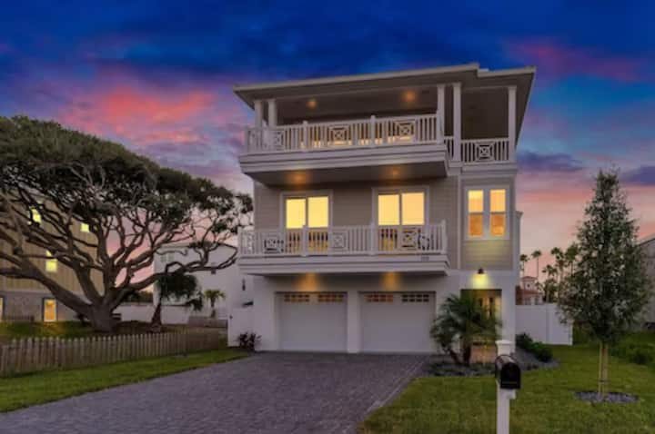 Ocean Haven With Ocean View, Bbq, And Private Pool - St. Augustine Beach, FL