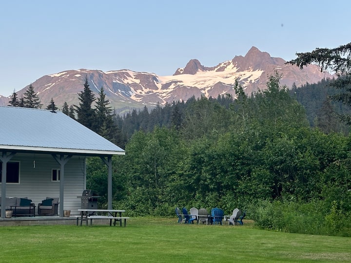 The Golden Goose - Seward, AK