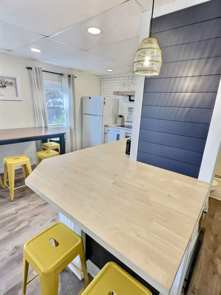 The Lookout!: Renovated 2nd Floor Apt - Lewes