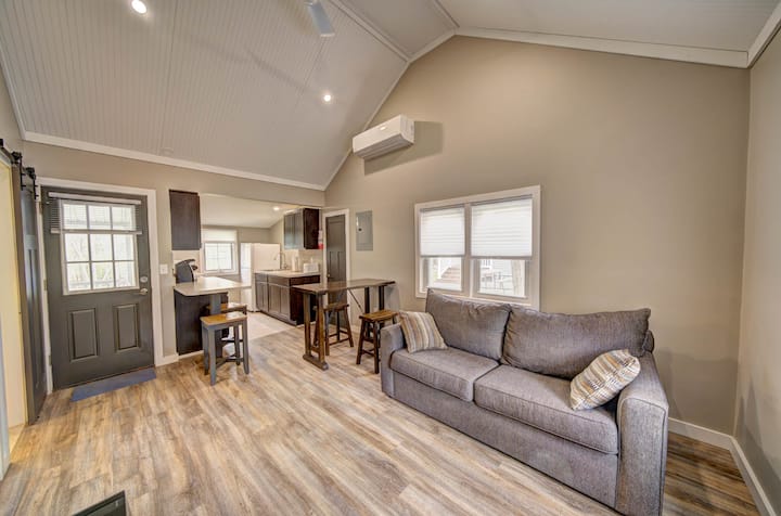 Lake Wallenpaupack Lakeside Cabins - Carins 5 - Fairview Lake, PA