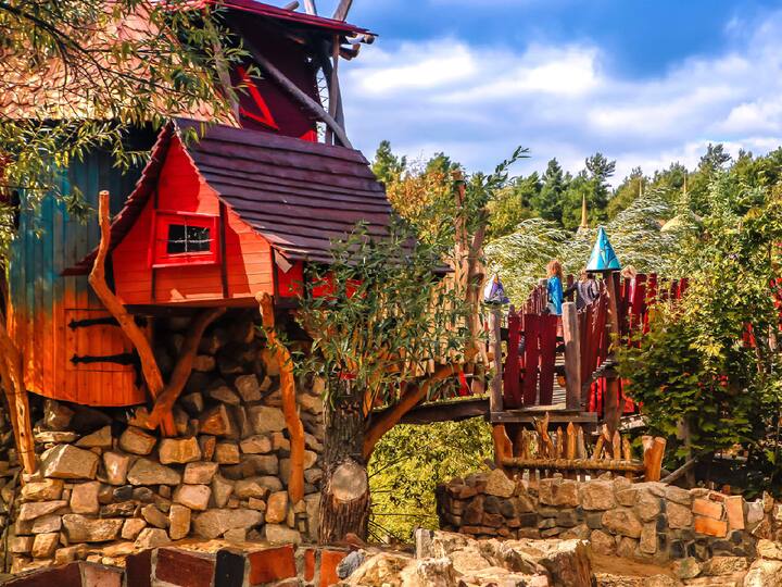 Die Geheime Welt Von Turisede The Rock Nest - Rothenburg
