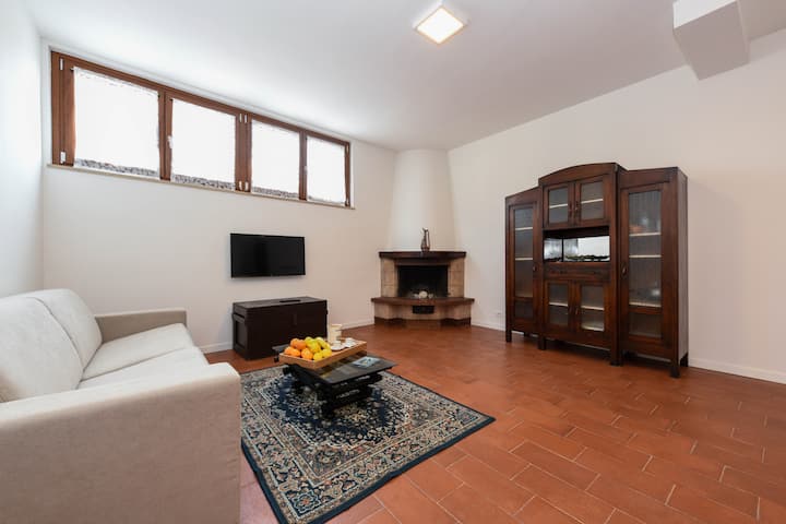 Isi A Salò By Bookinggardalake - Salò