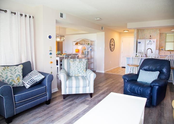 A Wave From It All - First Floor Condo - Pine Knoll Shores, NC