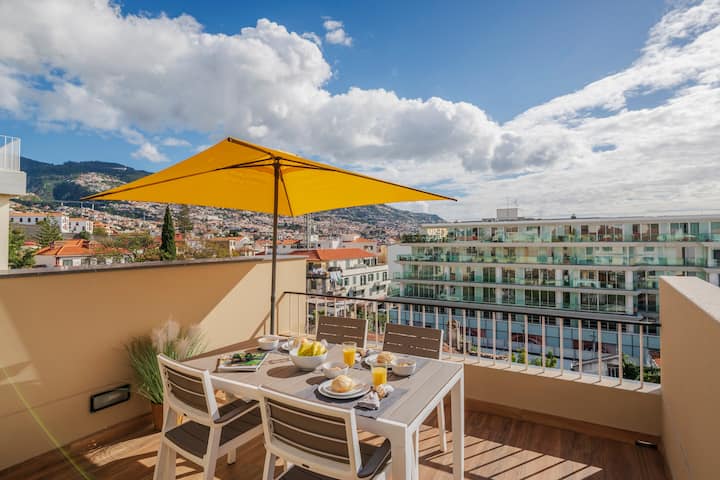 Alegria Flat Iii By An Island Apart - Monte