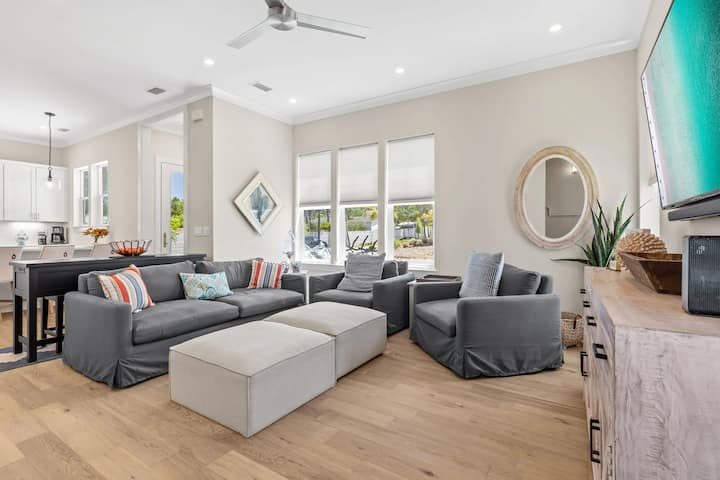 30a Coastal Escape | 3 Blocks To Beach + Bikes - Rosemary Beach, FL