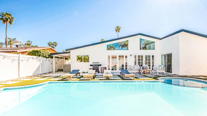 Light And Creek Villa W/ Pool, Spa And Games - Palm Springs, CA