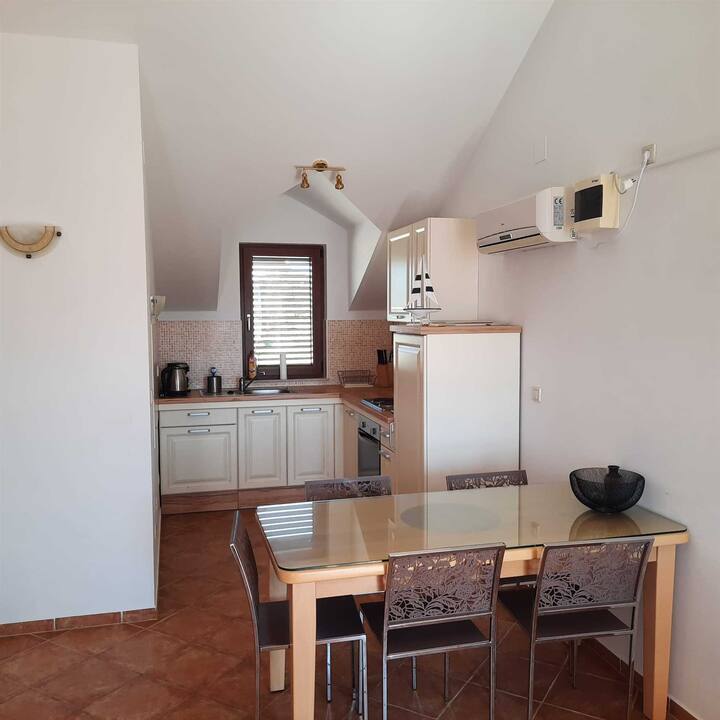 Seaview Apartment Navi - Okrug Gornji