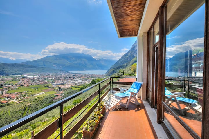 Sunrise On The Garda Lake - Happy Rentals - Riva del Garda