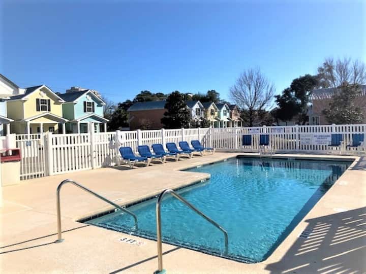 Wonderful Cottage By The Soft Sand Beach - Myrtle Beach, SC