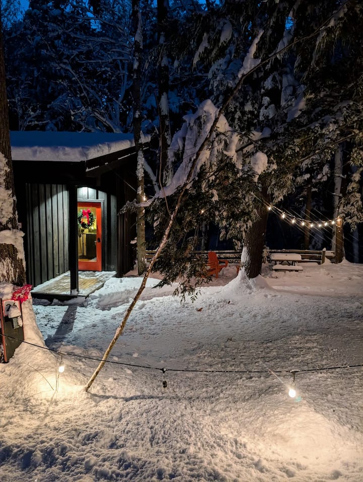 Romantic, Secluded Cabin In The Woods - 26 - Yarmouth, ME