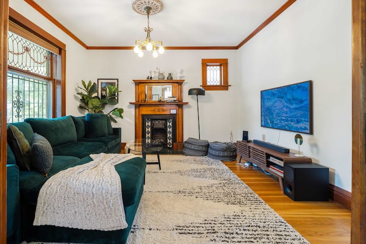 Chic Victorian Manor | Sleeps 12 | Congress Park - Denver, CO