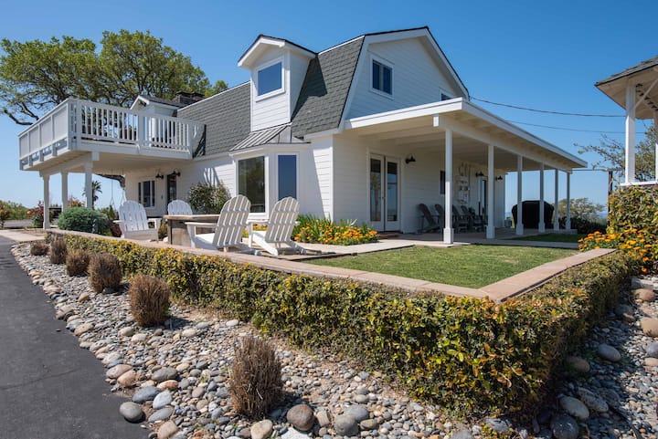 Hilltop Vineyard Estate W/360 Views, Pool & Hot - Paso Robles, CA