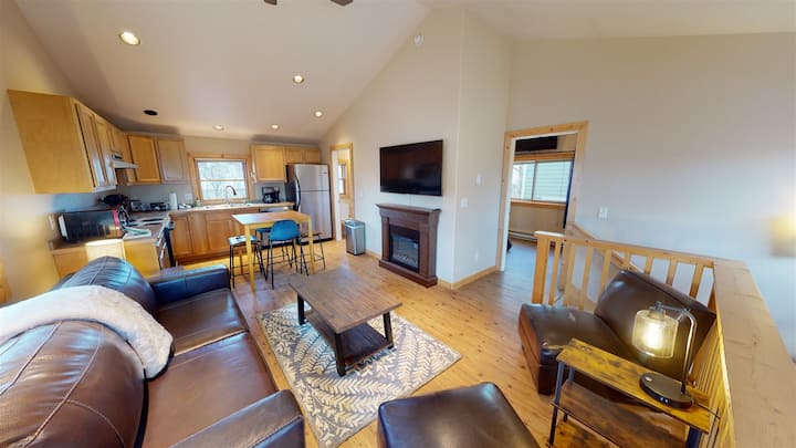 The Mountaineer Apartment - Gunnison - Gunnison, CO