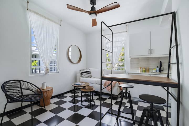 Apartment In Ocean Park: Steps From The Beach! - San Juan