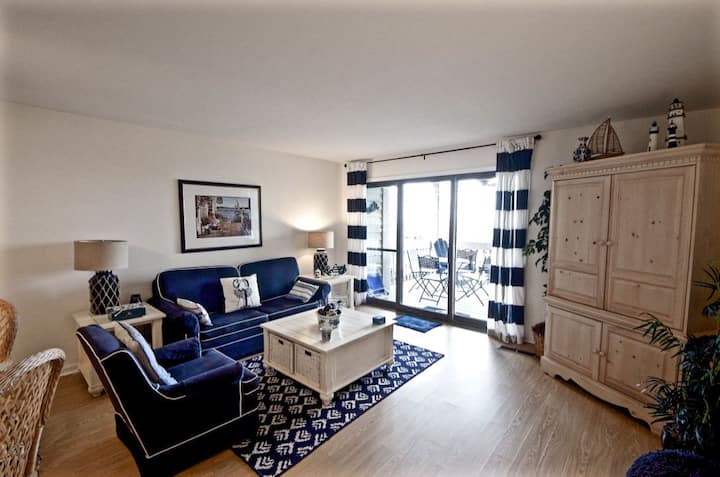 Seabrook Exclusives | 1377 Pelican Watch - Seabrook Island, SC