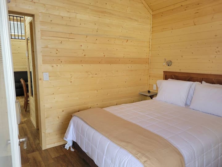 080 Tiny Home Near Grand Canyon South Rim Sleeps 8 - Arizona