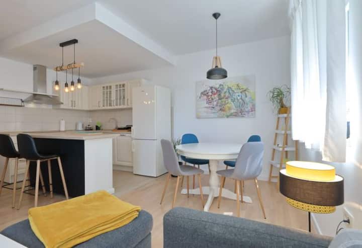 Bajana, Apartment For Couples, Central Location - Zadar