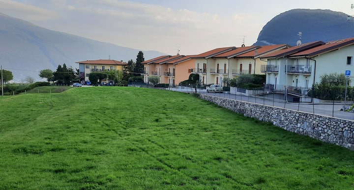 Carlino Appartamento Giardino E Piscina - Limone Sul Garda