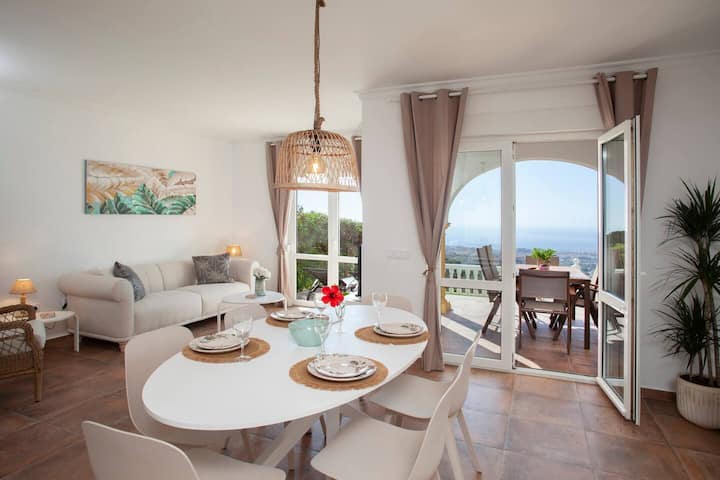 Casa Brittany, Vacation Home With Sea View. - Mijas