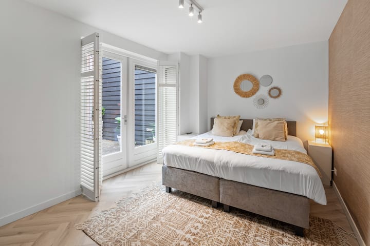 Home City Hotspot, Near City Center And Park - Essen, Belgium