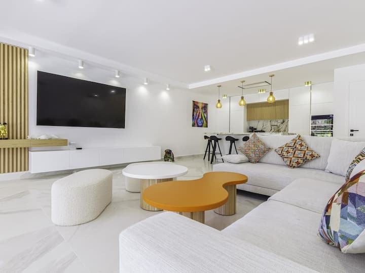 Sc8. Exquise Maison Mitoyenne De Luxe En Location - Marbella